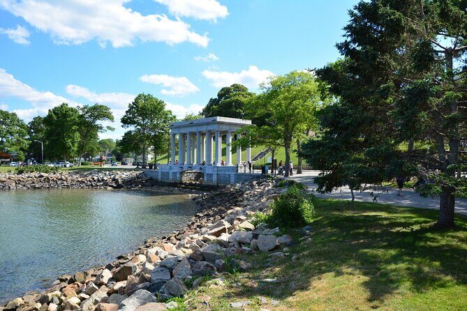 Plymouth Pilgrims Self-Guided Walking Audio Tour - In-Depth Review of the Tour Experience