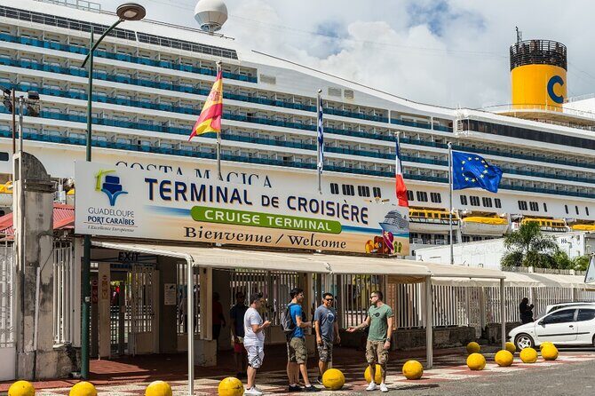 Pointe à Pitre City Tour, Island Stopover, and Beach Breaks - FAQ