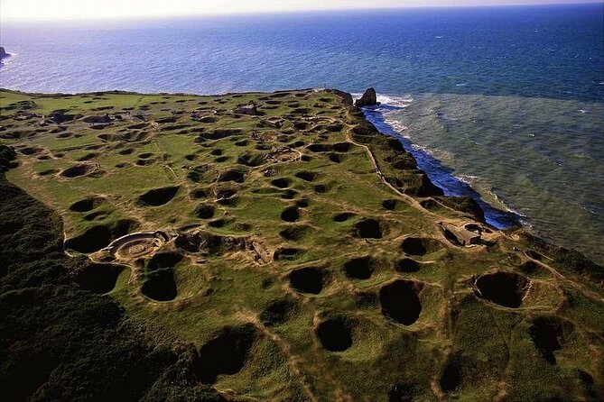 Pointe du Hoc, Omaha beach from Paris aboard a van (Private Tour) - The National Guard Monument