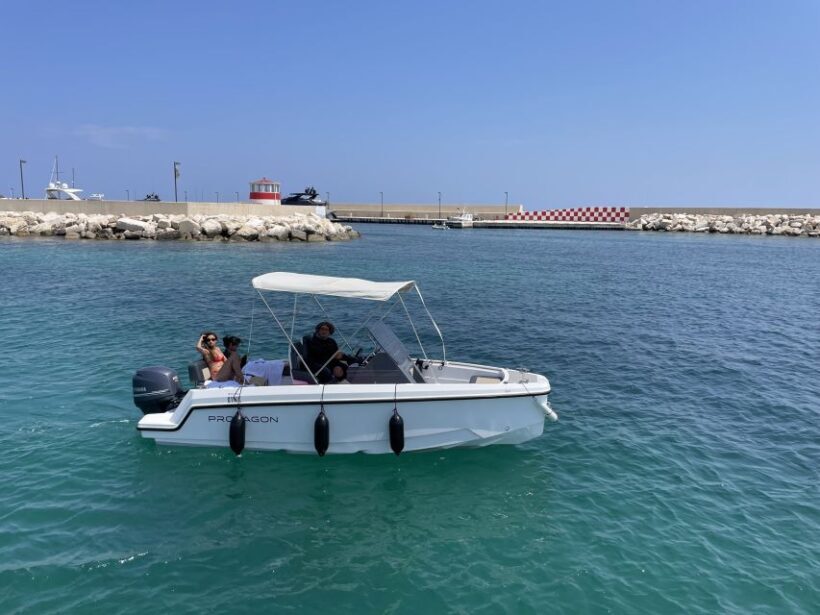Polignano a Mare Caves and Grottos Tour by Boat with Spritz - FAQ