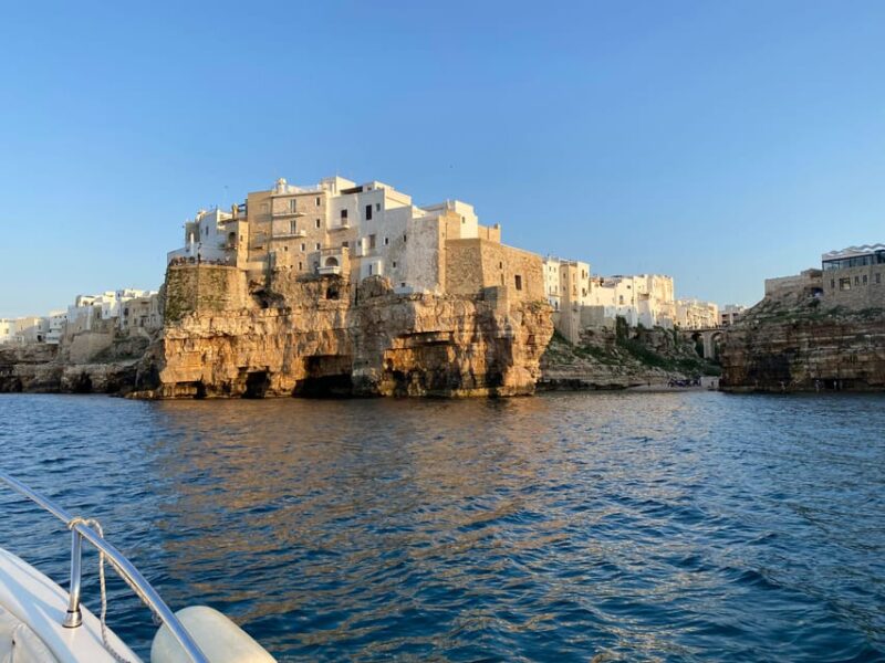 Polignano a Mare:tour Privato in barca tra grotte e aperitiv - Exploring Polignano’s Famous Caves
