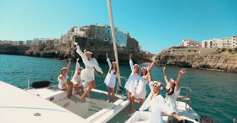 Polignano: Catamaran Cruise with Aperitif and Food - Key Points