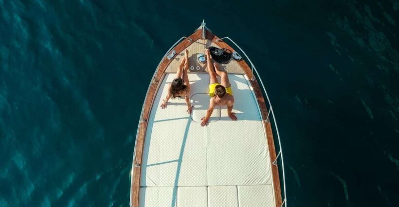 Polignano: Exclusive 2-hour boat ride with aperitif - Key Points