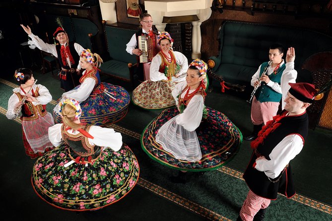 Polish Folk Show With 3 Course Dinner in Krakow Legendary Restaurant - Legendary Restaurant in Krakow