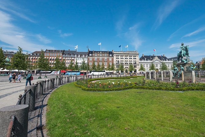 Politically Incorrect Private Hidden Gems Walking Tour - Experiencing a Private and Personalized Tour