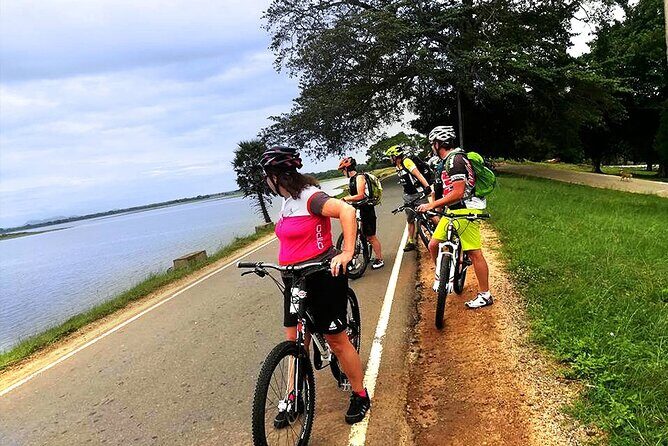 Polonnaruwa Ancient City Cycling Day Tour from Negombo - Key Points