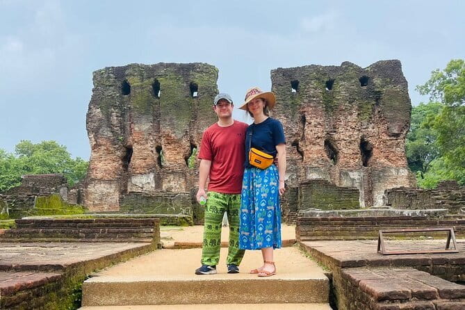 Polonnaruwa Ancient City Private Day Tour (Hidden Gems) - Exploring the Royal Palace of King Parakramabahu