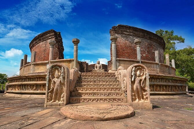 Polonnaruwa Ancient City Private Day Tour (Hidden Gems) - The Grand Rankoth Vehera Stupa