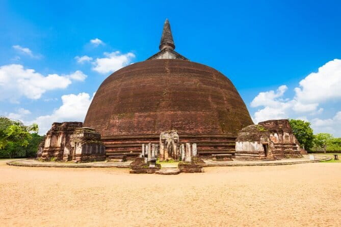 Polonnaruwa Ancient City Private Day Tour (Hidden Gems) - The Monastic and Educational Hub at Alahana Pirivena