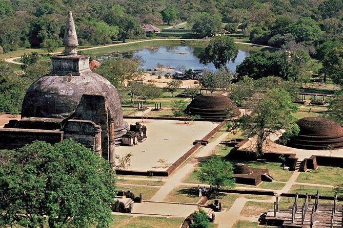 Polonnaruwa Day Excursion - Key Points
