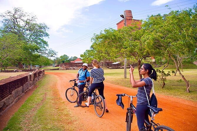 Polonnaruwe Ancient City Cycling Day Tour from Colombo - An In-Depth Look at the Tour Experience