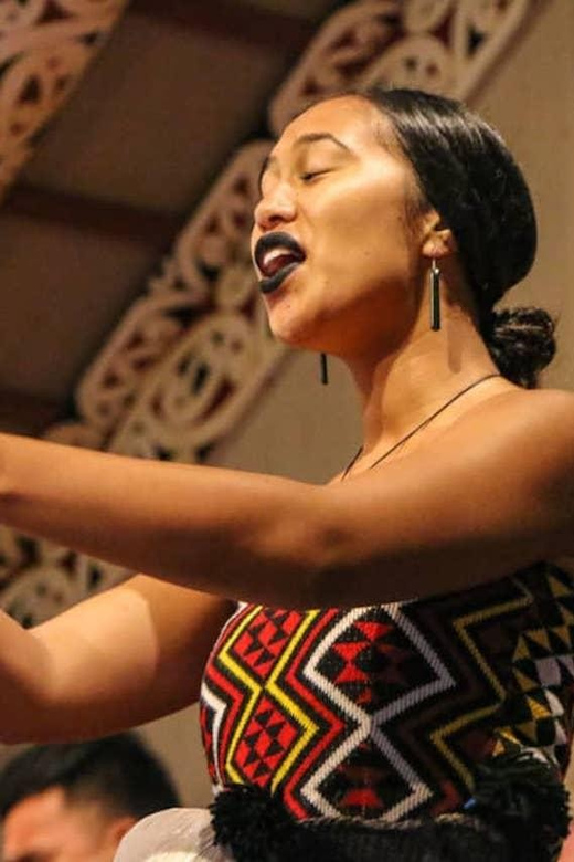 Polynesian Cultural Center & Pearl Harbor Tour FROM KONA - Scenic Stops and the Macadamia Nut Farm