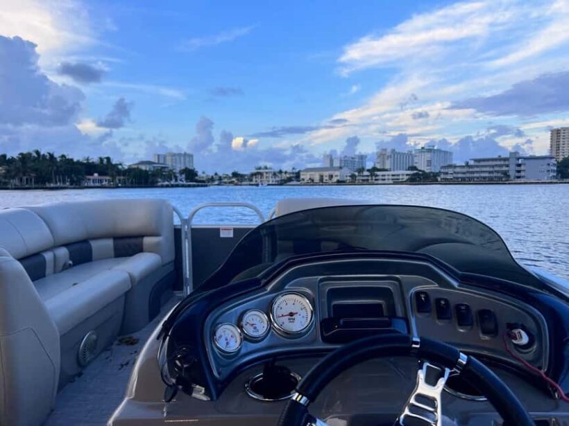 Pompano Beach: Pontoon Boat Rental - Who Should Consider This Experience?