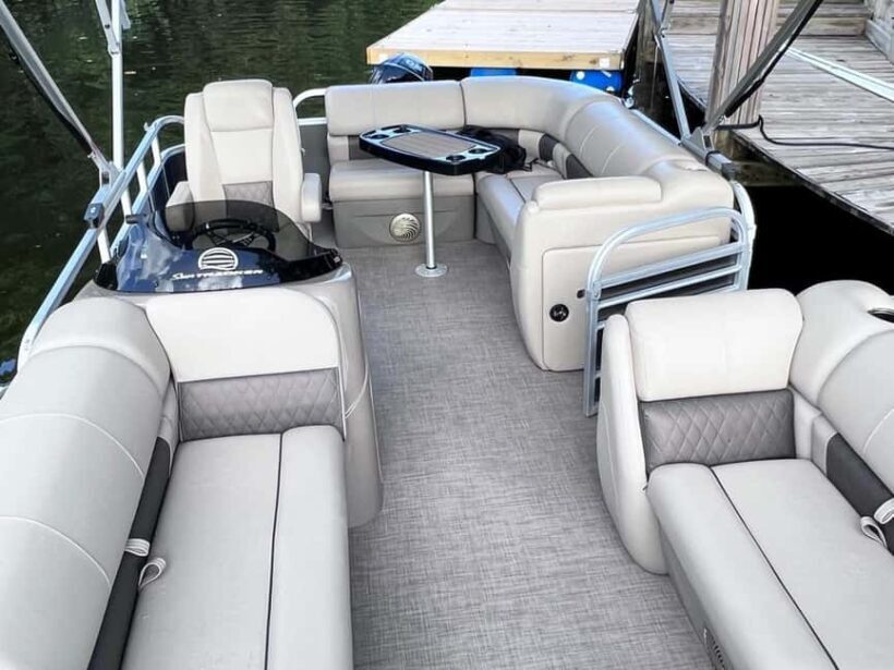Pompano Beach: Pontoon Boat Rental - FAQ