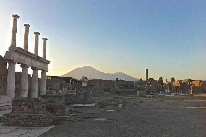 Pompei Guided Tour at Sunset - Why Choose a Guided Tour?