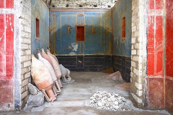 Pompei off the Beaten Paths: Private Tour With an Official Guide - Accessibility and Participation