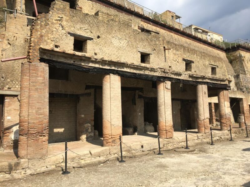 Pompeii and Herculaneum: Guided Tour with an Archaeologist - What Makes This Tour Stand Out?