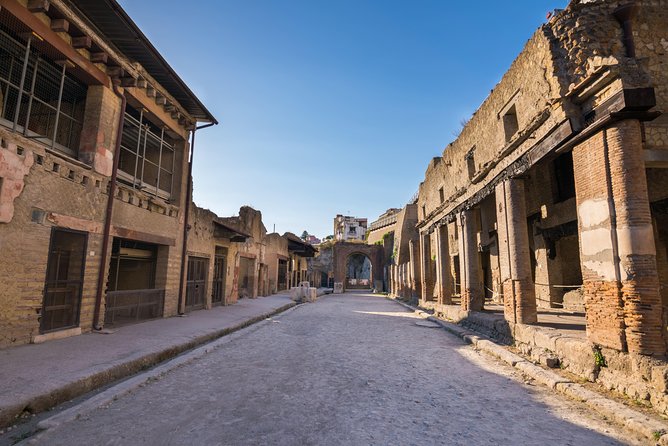 Pompeii and Herculaneum Shore Excursion With an Archaeologist - Discovering the Preserved Wonders of Herculaneum