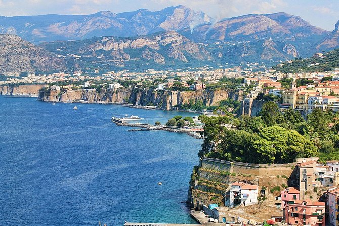 Pompeii and Sorrento Day Trip From Naples - Participant Requirements