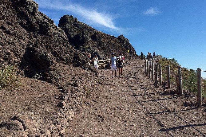 Pompeii and Vesuvius Day Trip From Naples With Skip the Line - Tips for an Optimal Tour Experience