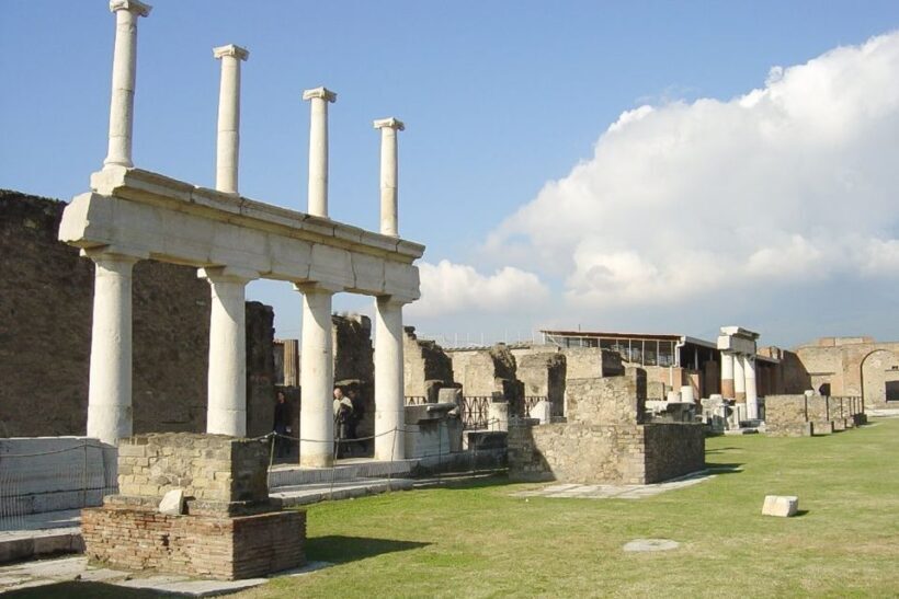 Pompeii and Vesuvius Full-Day Tour from Amalfi Coast - Key Points
