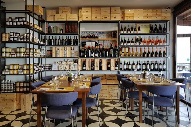 Pompeii Guided Tour & Horse Riding on Vesuvius with Lunch - Wine Tasting and Lunch