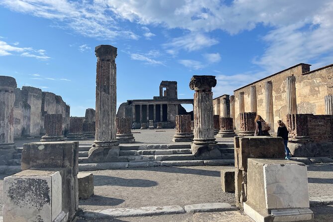 Pompeii Guided Tour Small Group Skip the Line - Daily Life in Ancient Roman Pompeii