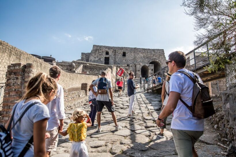 Pompeii: Guided Walking Tour with Skip-the-Line Ticket - The Actual Experience: Breaking Down the Tour
