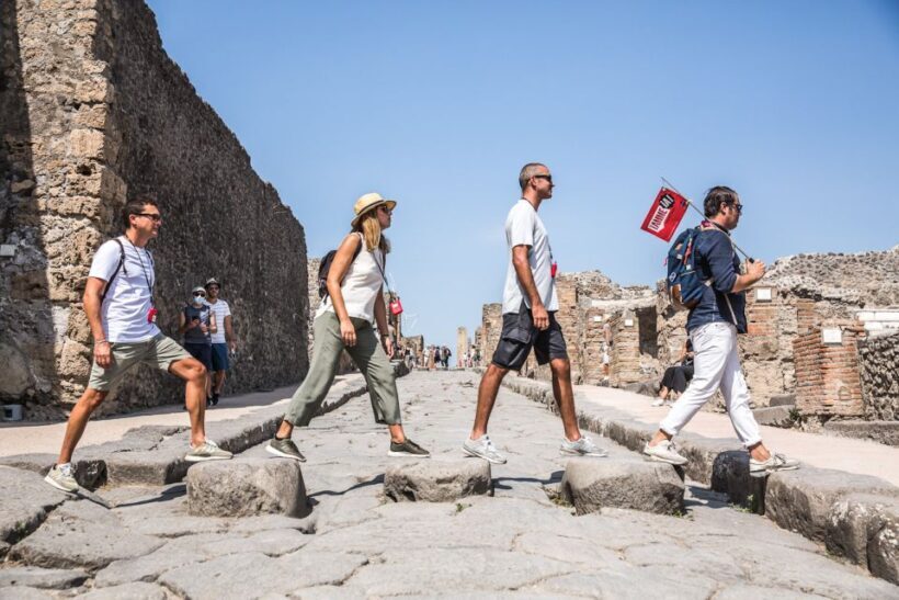 Pompeii: Guided Walking Tour with Skip-the-Line Ticket - Potential Drawbacks and Considerations