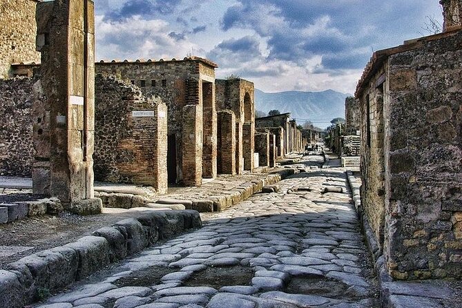Pompeii half day tour from Naples - Frequently Asked Questions