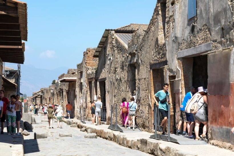 Pompeii: Private and Personalized Tour with archeologist - A Closer Look at the Pompeii Private Tour Experience