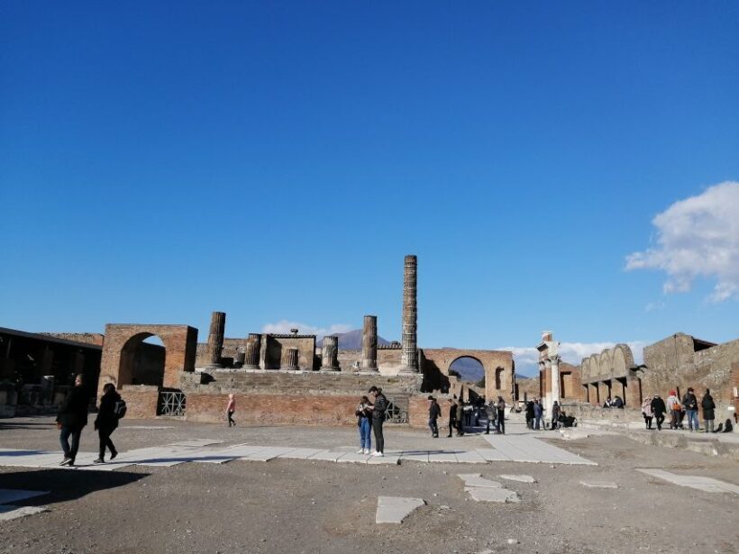 Pompeii: Private Guided Tour with an archeologist - An Authentic, Personal Exploration of Pompeii