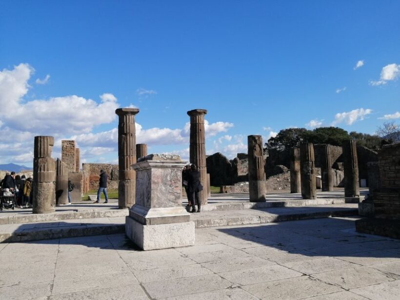 Pompeii: Private Guided Tour with an archeologist - What Sets This Tour Apart