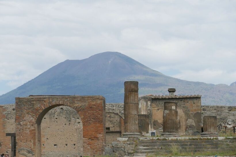 Pompeii: Ruins and Vesuvius Full-Day Guided Combo Tour - Who Should Consider This Tour?