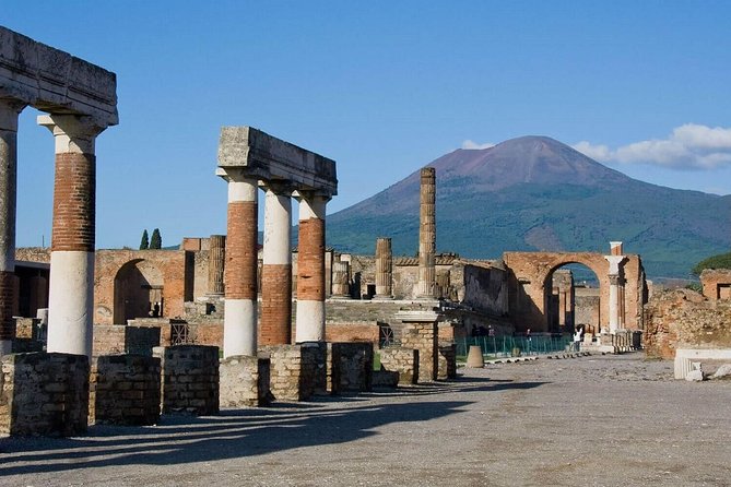 Pompeii Ruins & Wine Tasting with Lunch on Vesuvius with Private Transfer - Authentic Experiences and Practical Considerations