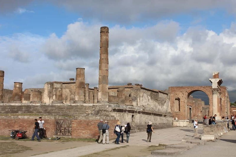 Pompeii: Skip-the-Line Guided Archaeological Discovery Tour - The Sum Up