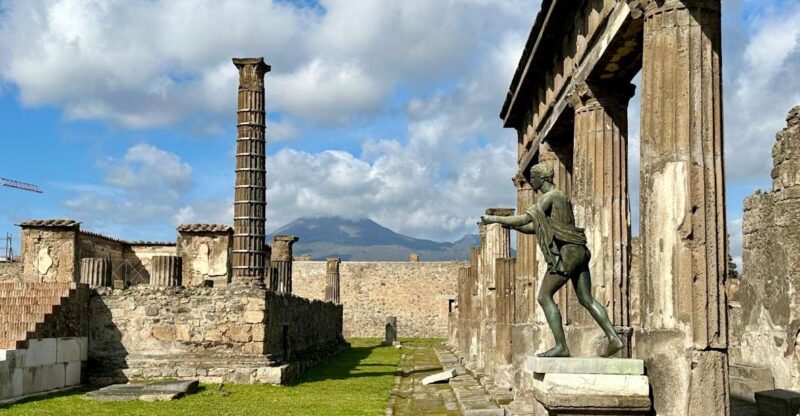 Pompeii: skip the line ticket + guided group tour - Why This Tour Works Well
