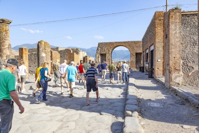 Pompeii Skip-the-Line Tkt +transfer from C/mare di Stabia - Who Should Consider This Tour?