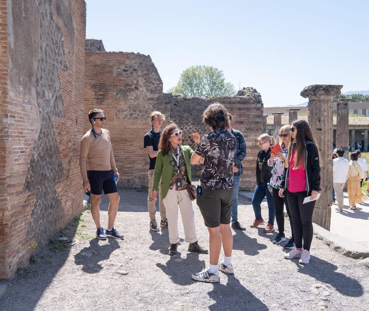 Pompeii: Small Group Guided Tour and Skip-the-Line Ticket - Key Points