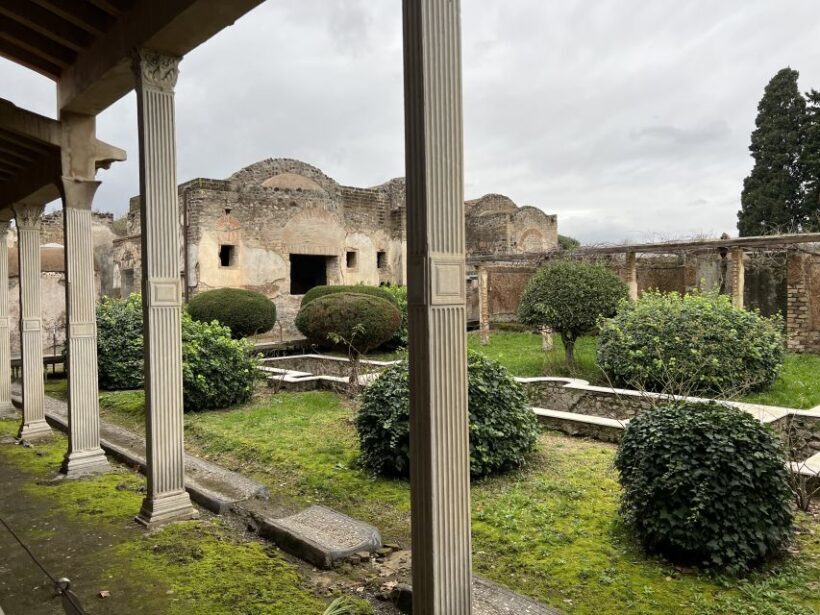 Pompeii: Small-Group Guided Tour with Skip-the-Line Ticket - An Honest Look at the Pompeii Guided Tour