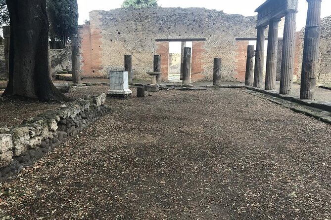 Pompeii - Small Group Tour - Exploring Pompeii