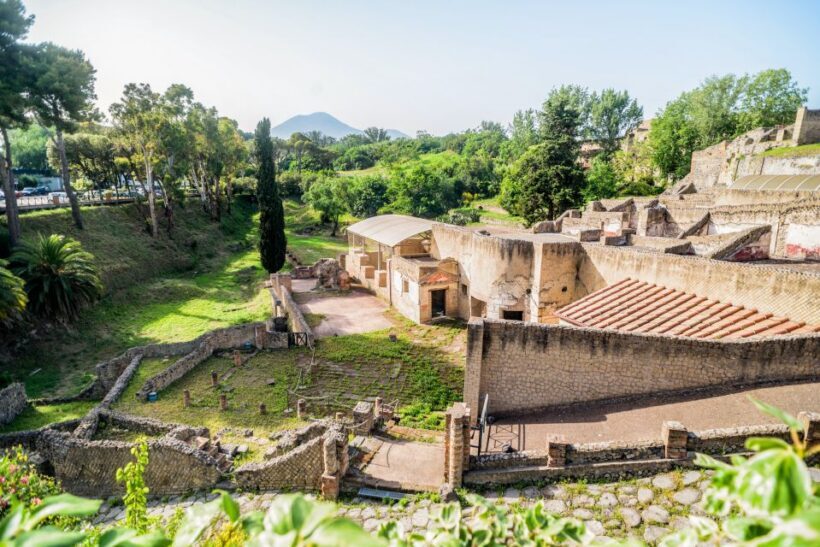 Pompeii: Small Group Tour with an Archaeologist - Final The Sum Up