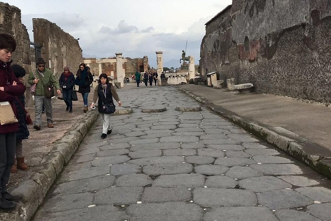 Pompeii Sorrento and Wine Tasting Tour from Naples - Final Thoughts: Is This Tour Right for You?