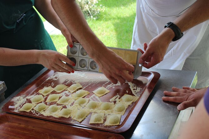 Pompeii Tour and Cooking Class With Mamma - The Flavors of Pompeii: Lunch and Local Wine