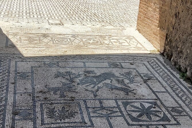 Pompeii Tour With Archaeologist - Exploring the Archaeological Site
