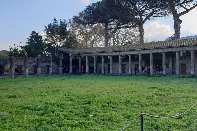 Pompeii tour with entrance ticket! - The Authenticity and Practicality
