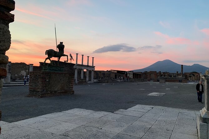 Pompeii Tour With LOCAL GUIDE and SKIP the LINE Entrance - Skipping the Line for a Hassle-Free Experience
