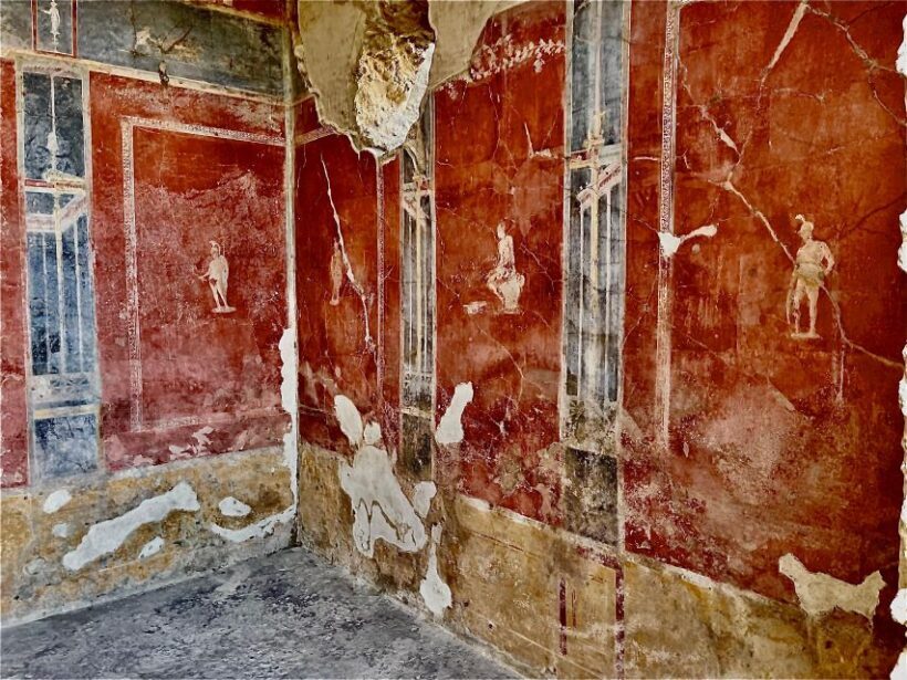 Pompeii - Vesuvius & Wine from Amalfi Coast all inclusive - Key Points