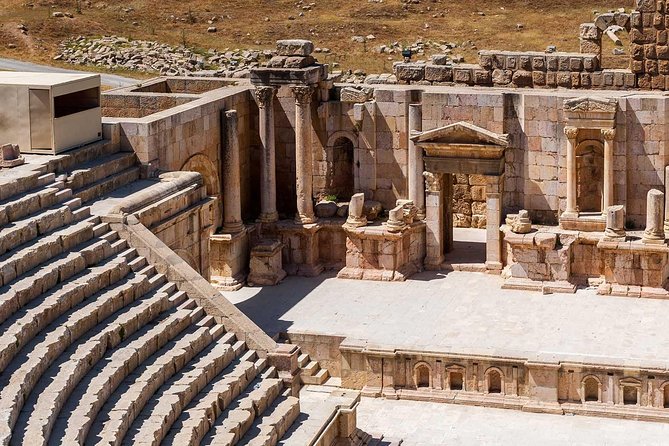 Pompeii, Vesuvius, Wine Tasting and Light Lunch All Inclusive - Exploring Ancient Pompeii