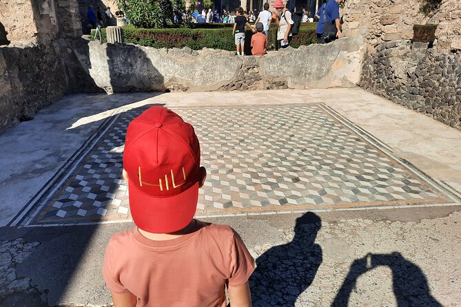 Pompeii Walking Tour With an Archaeologist - Meeting and Pickup